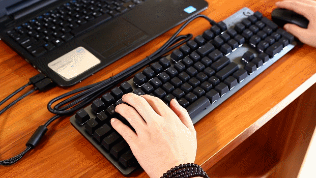 罗技G512 C轴评测，这个段落感打MOBA游戏简直太爽了 - 知乎