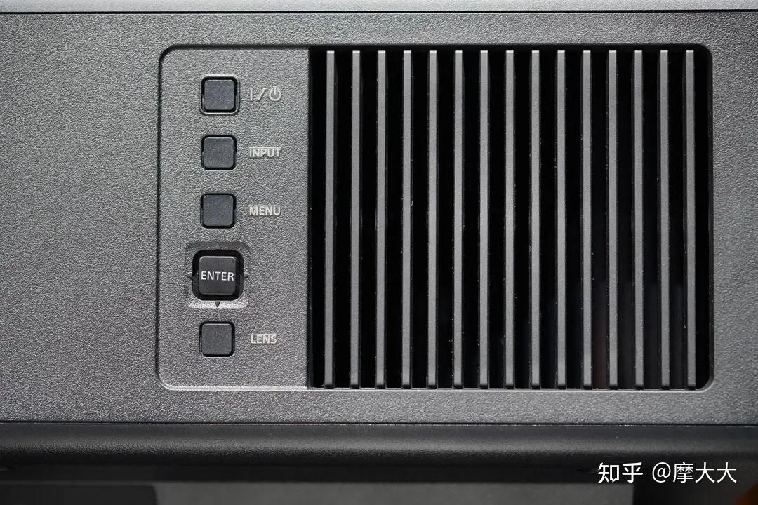 一大堆优点和两个比较讨厌的问题！你们点菜的索尼XW5000投影机试用来了 - 知乎