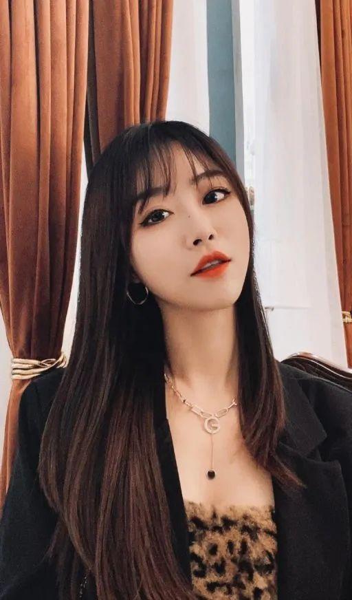 体重54kg，体脂率16%……这身材也太哇塞了 - 知乎