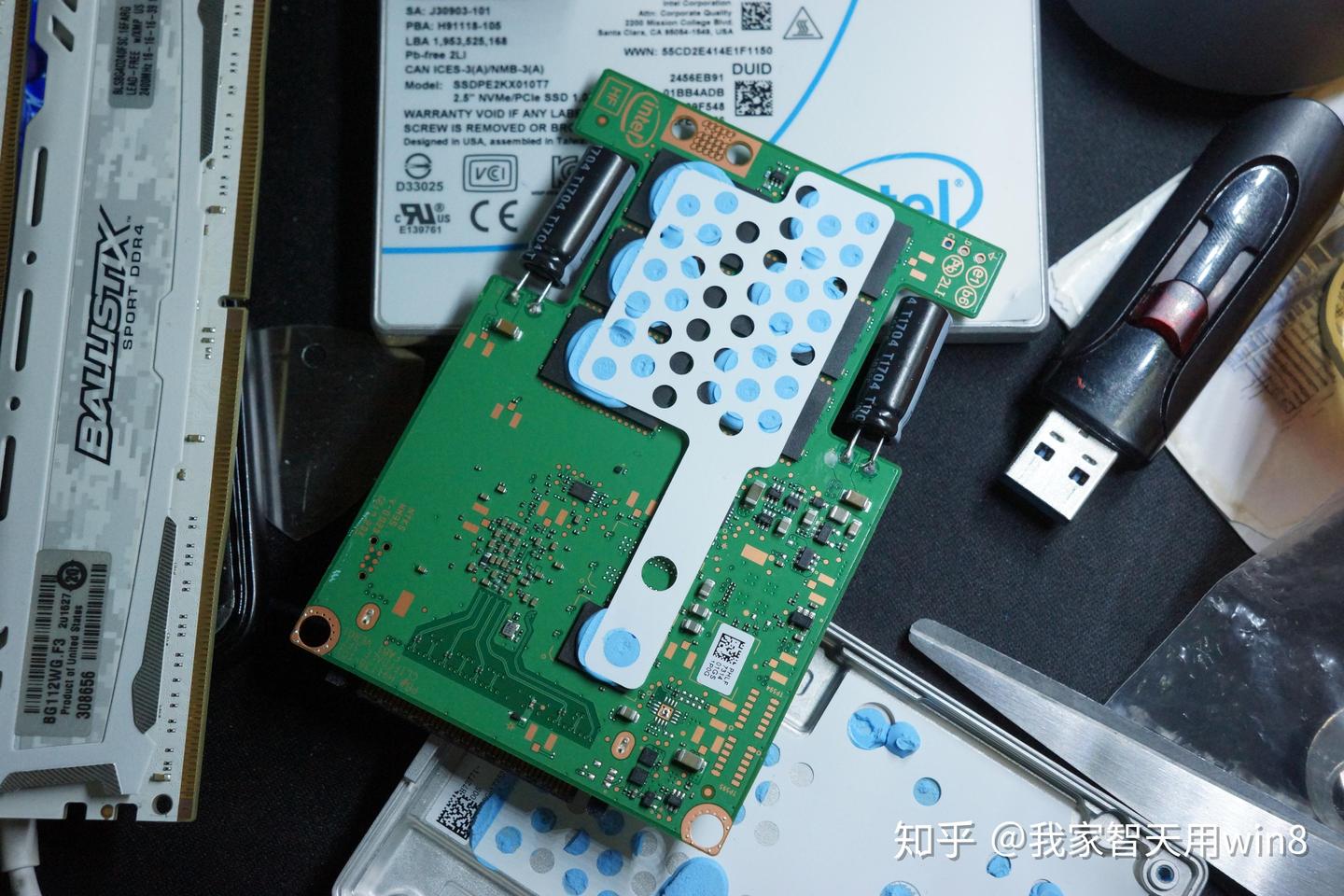 INTEL SSD DC P4500 1T U.2版拆解 - 知乎