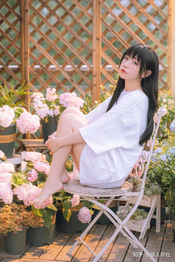 Cos：爆机少女喵小吉 Cosplay美图 Cos写真套图合集 持续更新 知乎