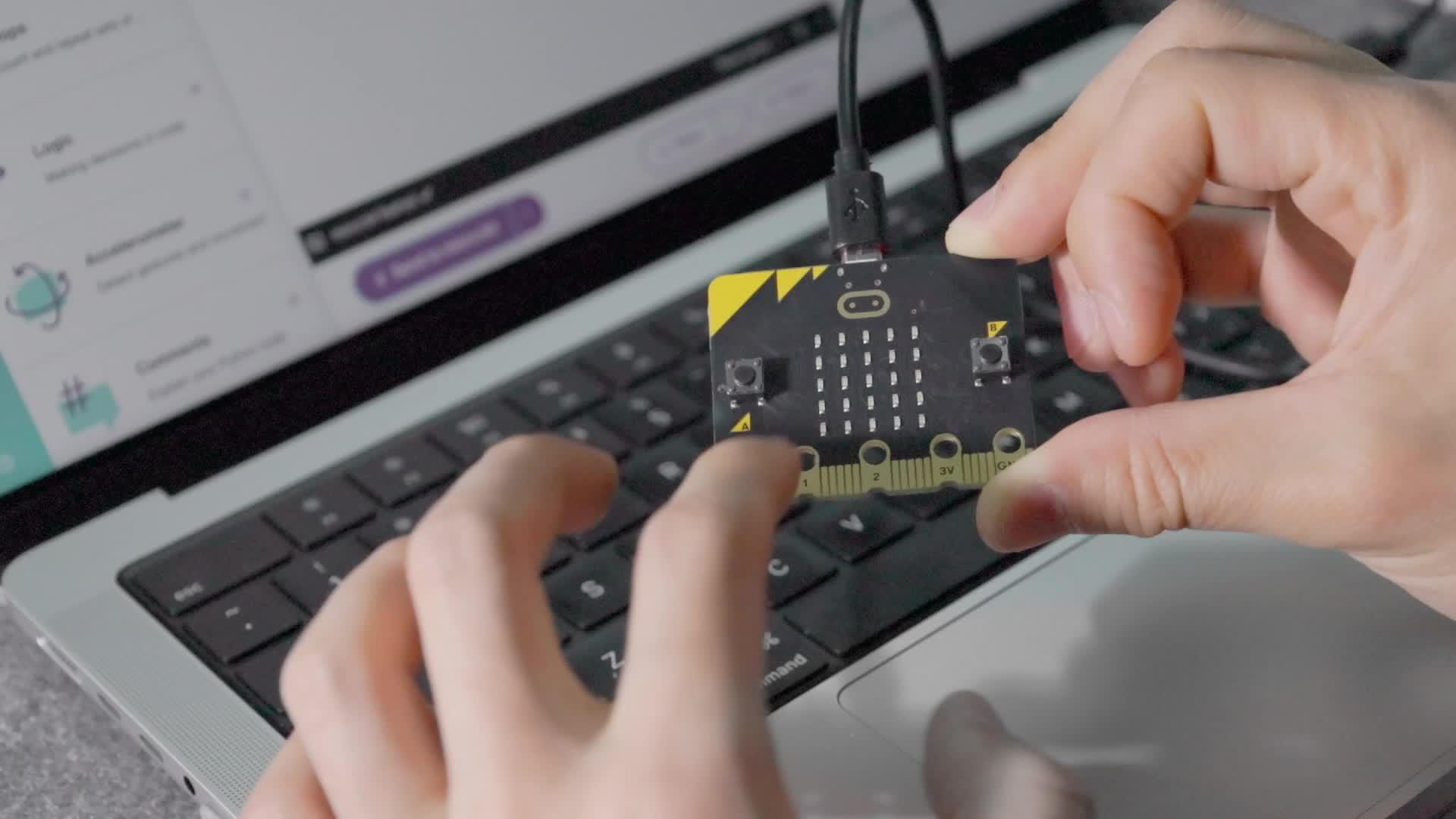 什么是 micro:bit？如何入门 micro:bit？