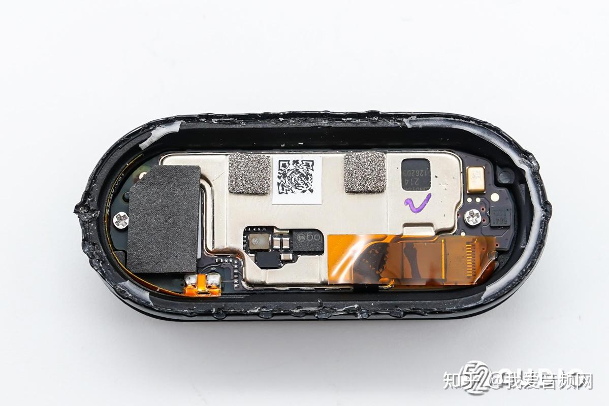 小米手环7拆解，升级192×490分辨率，观感细腻流畅，新增息屏显示 - 知乎