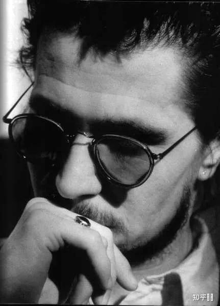 如何评价美剧《亚森·罗宾》？ - 知乎