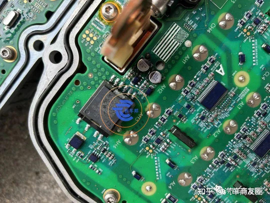 【震撼】最新特斯拉电机控制器4D1实拍 - 知乎