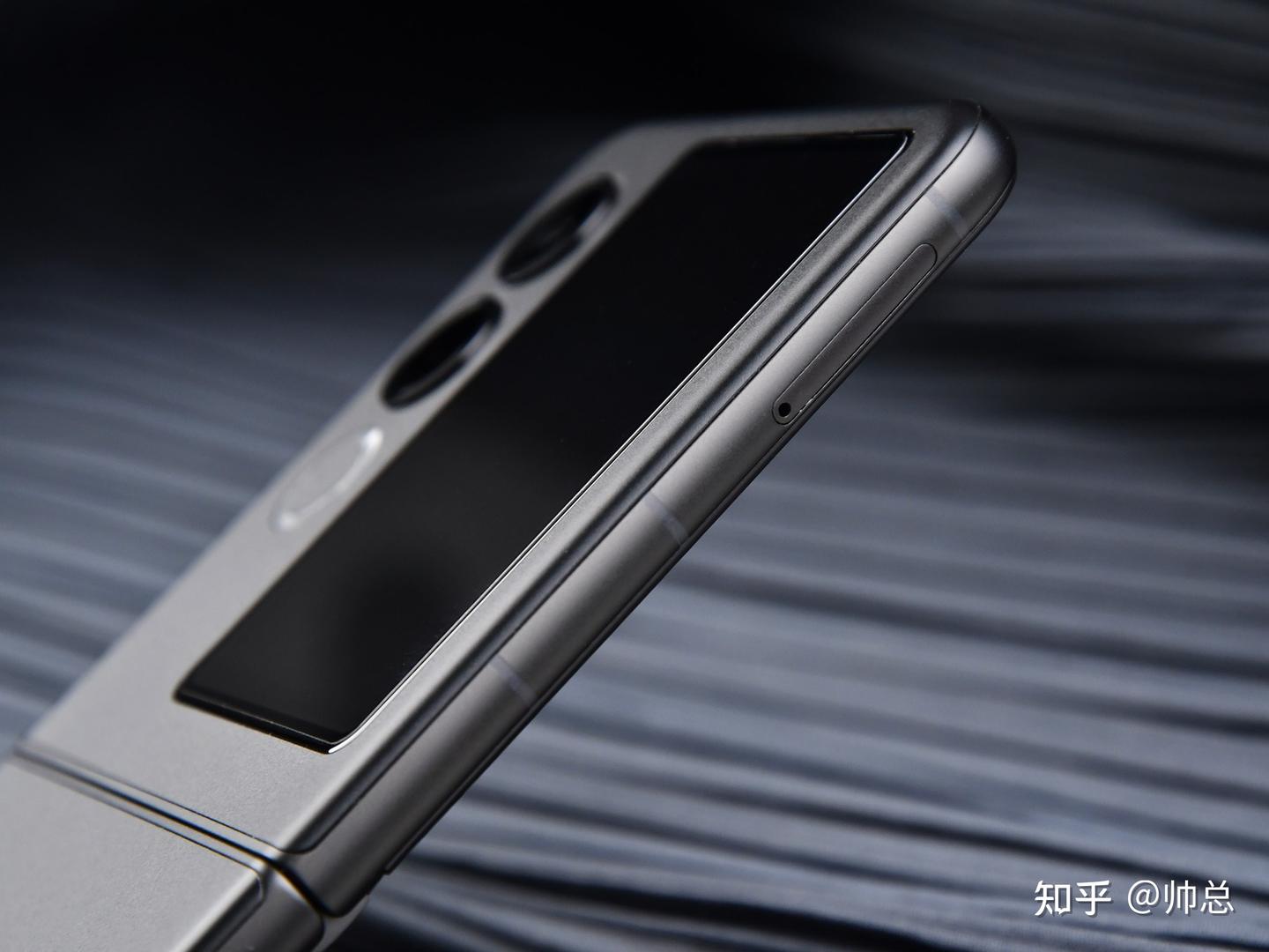 努比亚Flip 2全面评测：不到3K的国民小折叠 - 知乎