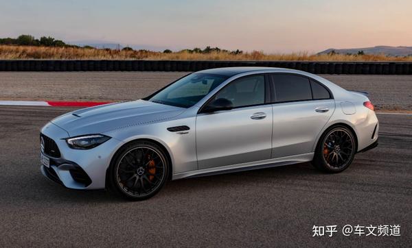 新奔驰AMG C63官图来袭，搭2.0T引擎+电动机，可选20英寸锻造轮毂 - 知乎