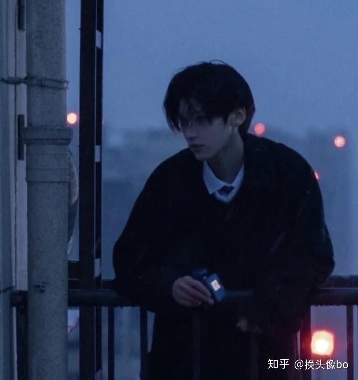 蓝色系男头像? - 知乎