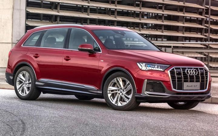 奥迪Q7降价近14万，终端已跌破50万大关，还买国产宝马X5？ - 知乎