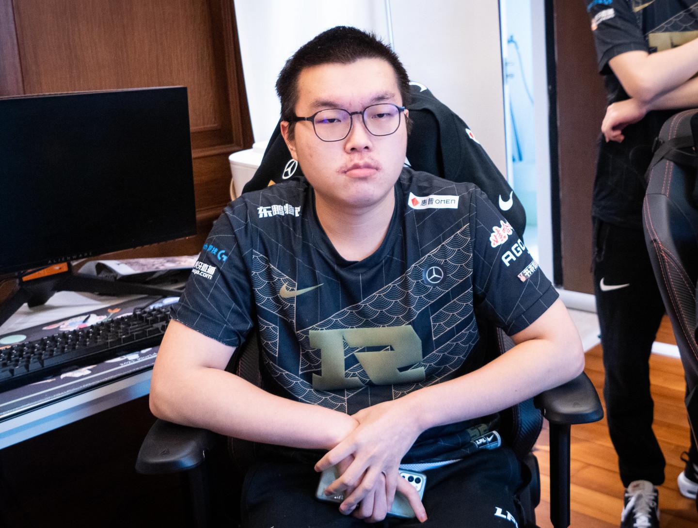 权威解读Bin导离开RNG去BLG - 知乎