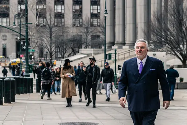 咨询大变天，麦肯锡、BCG带头冻薪了…… - 知乎