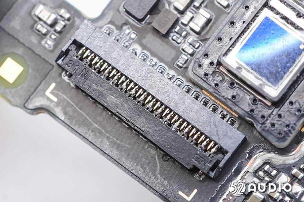 监测精度再升级，小米手环8 Pro内部采用亚奇科技连接器 - 知乎