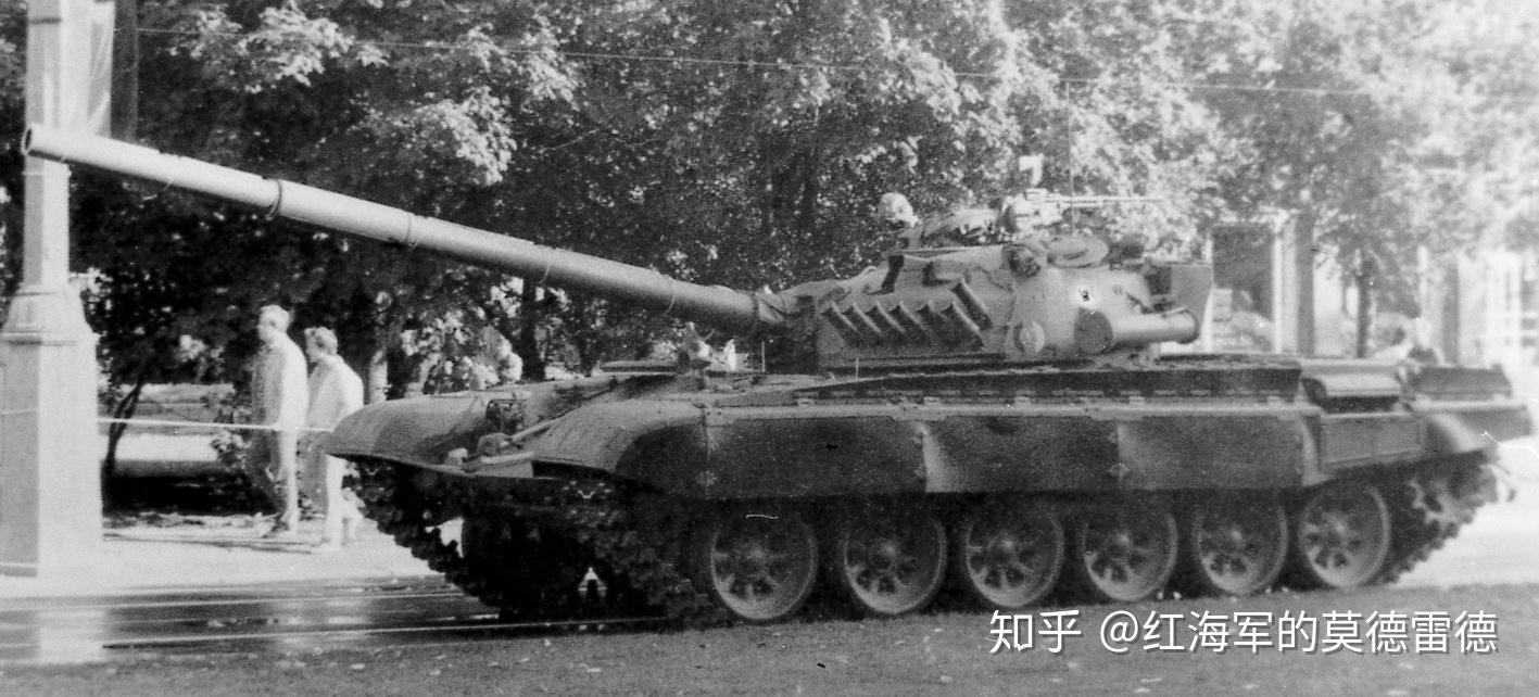 如何分辨T-72M/M1 T-72A T-72B T-72S T-72BM等各种T-72改型？ - 知乎