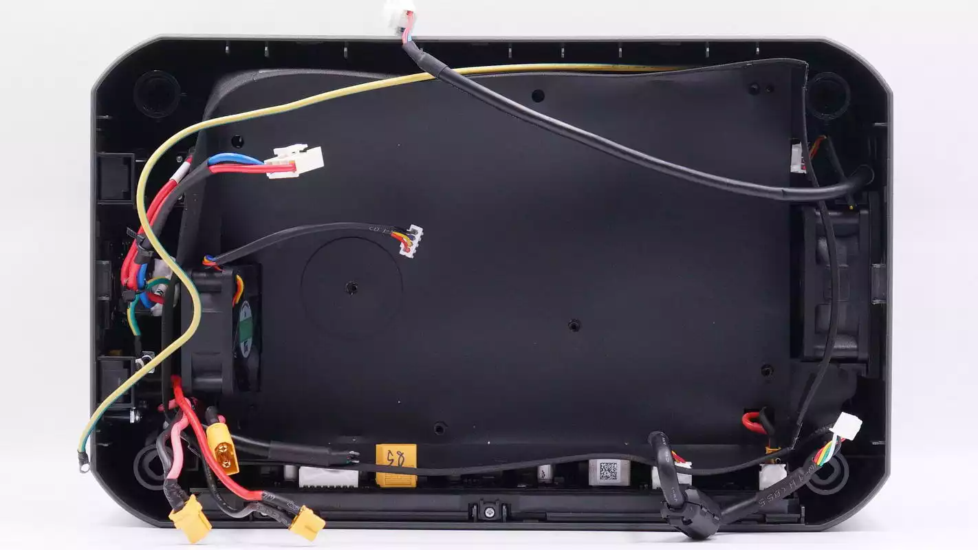 拆解报告：UGREEN绿联600W便携户外电源GS600 - 知乎