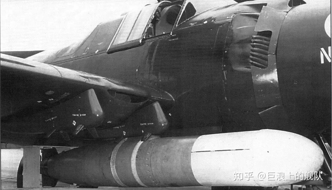 美国 TB2D天空海盗SKYPIRATE鱼雷轰炸机架空装备气泡座舱和双折叠机翼的4.0版本 - 知乎