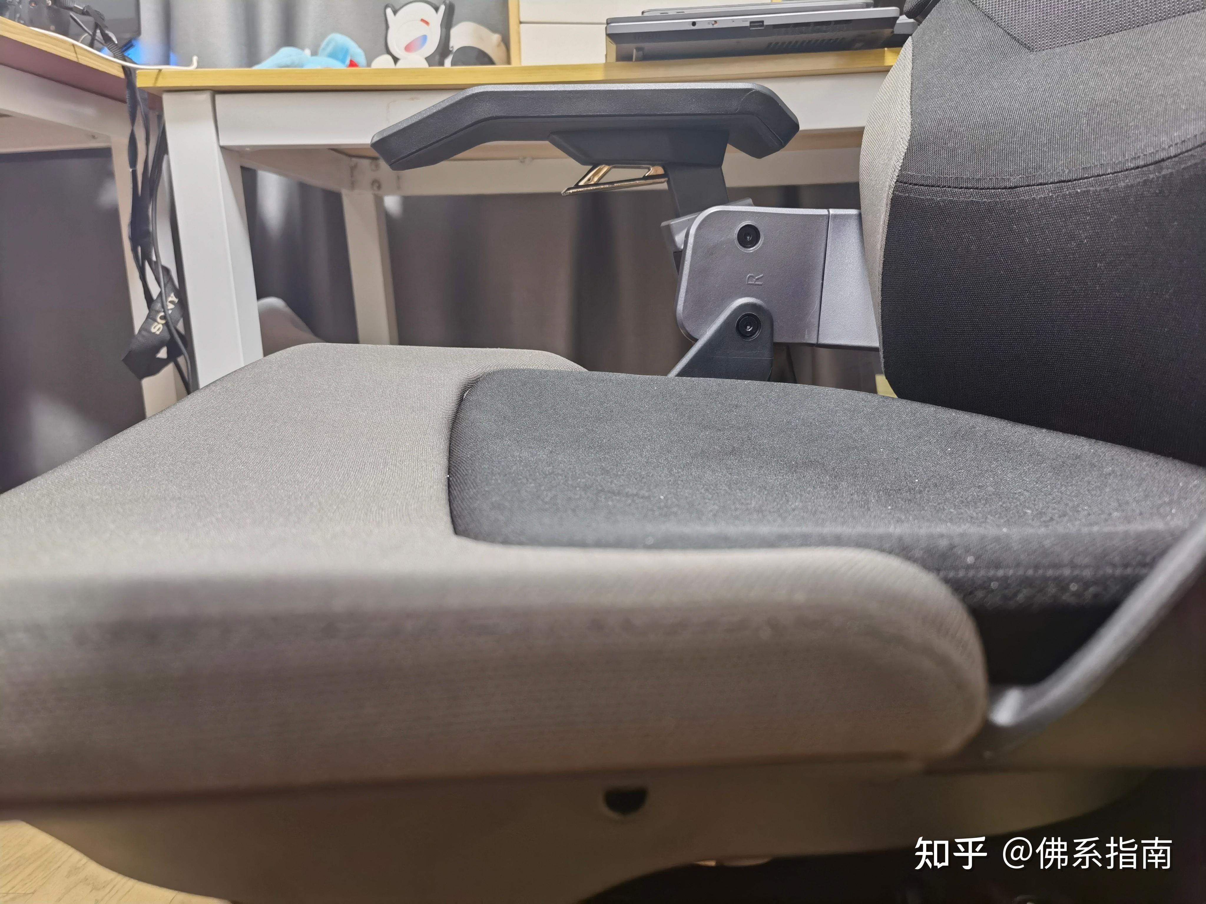 一坐就回不去，长期游戏爱好者的福音—— TGIF T0 Pro电竞人体工学椅体验