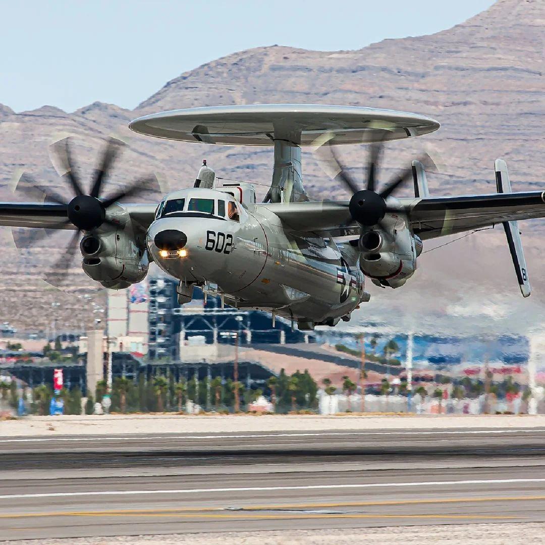 中美舰载预警机大对决：KJ-600与E-2D - 知乎