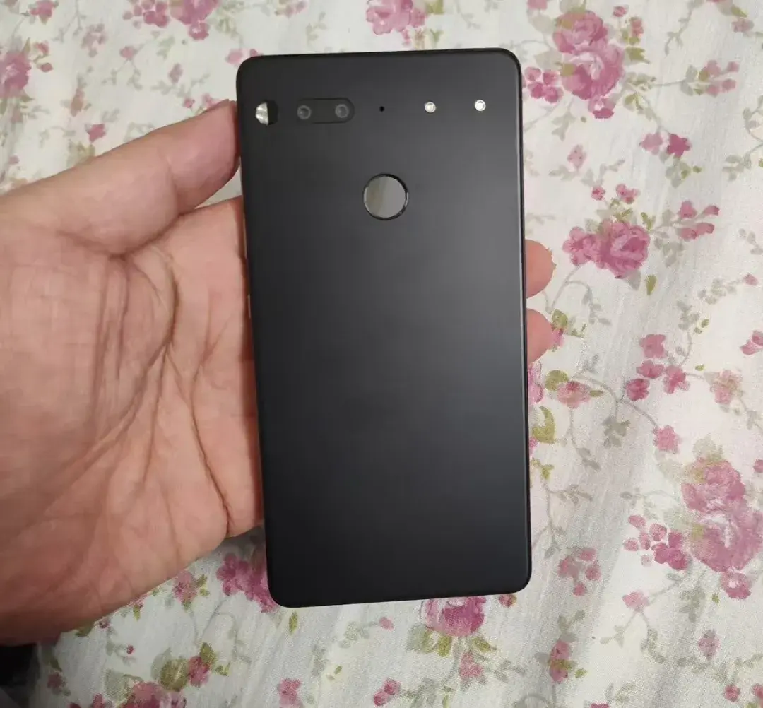 “洋垃圾”手机中的狠角色，骁龙835+2K水滴屏，二手180元 - 知乎