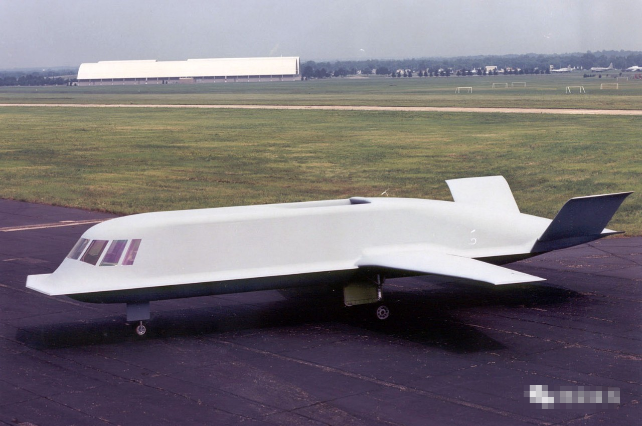 首飞已经三十年B2仍然是世界最先进的轰炸机 它到底强在哪？ - 知乎