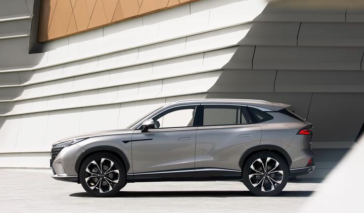 卷土重来，全新第三代荣威RX5硬核实力望重焕荣光 - 知乎