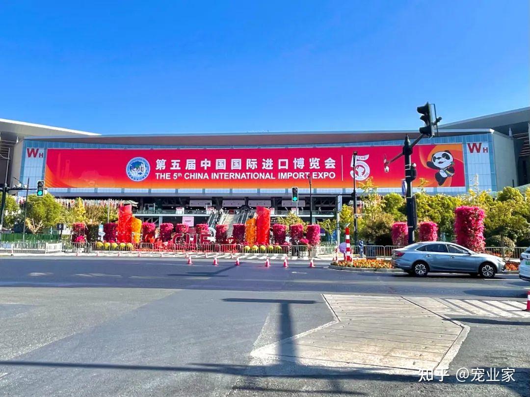 挪威阿克海洋生物公司为宠物市场优质磷虾设定标准，携旗下专业宠物食品营养品牌QRILL Pet 亮相进博会 - 知乎