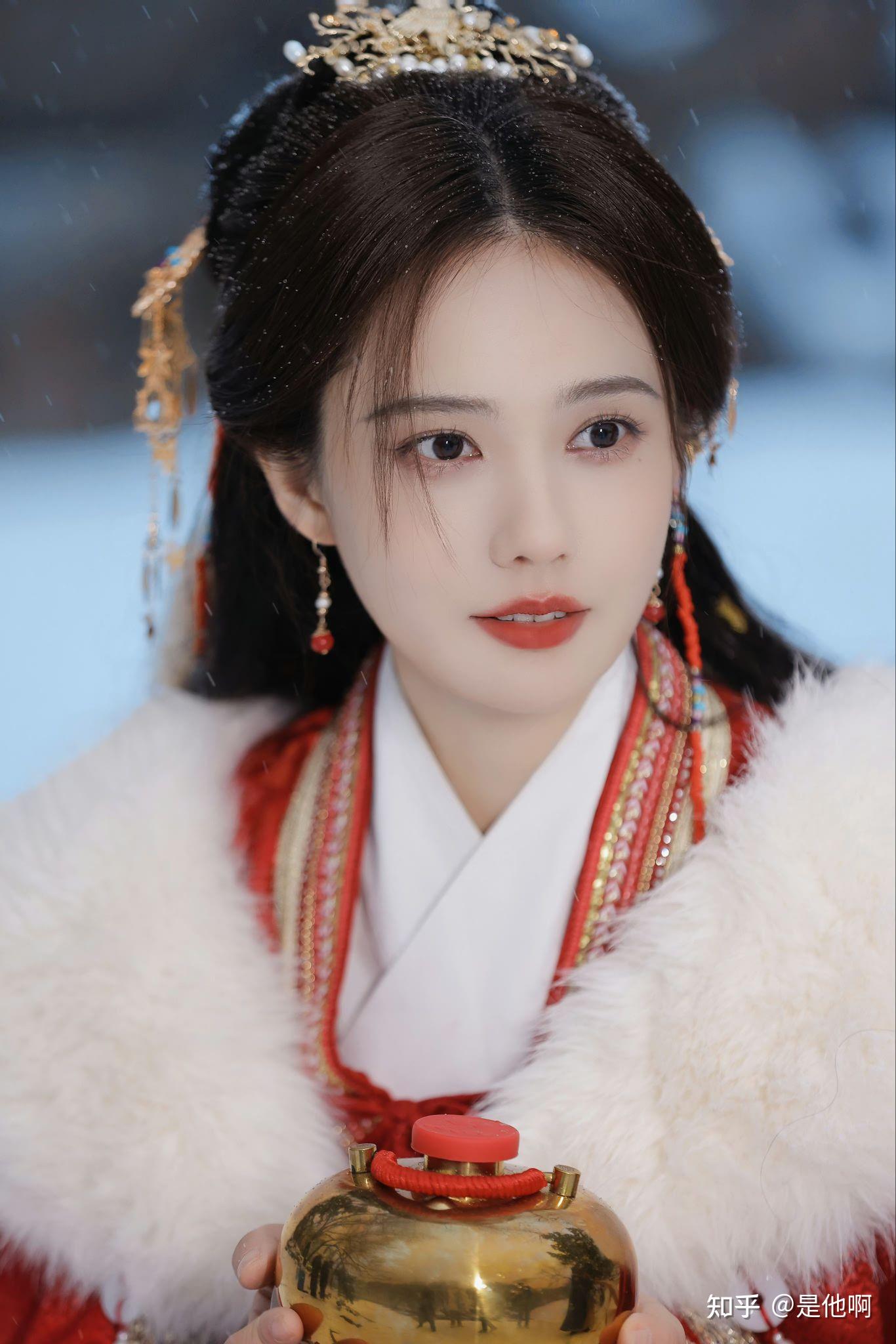 姜珮瑶快去演古装啊！ - 知乎