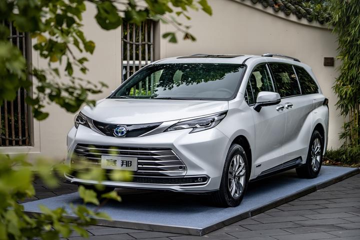 30万级MPV，到底选别克GL8还是丰田赛那? - 知乎