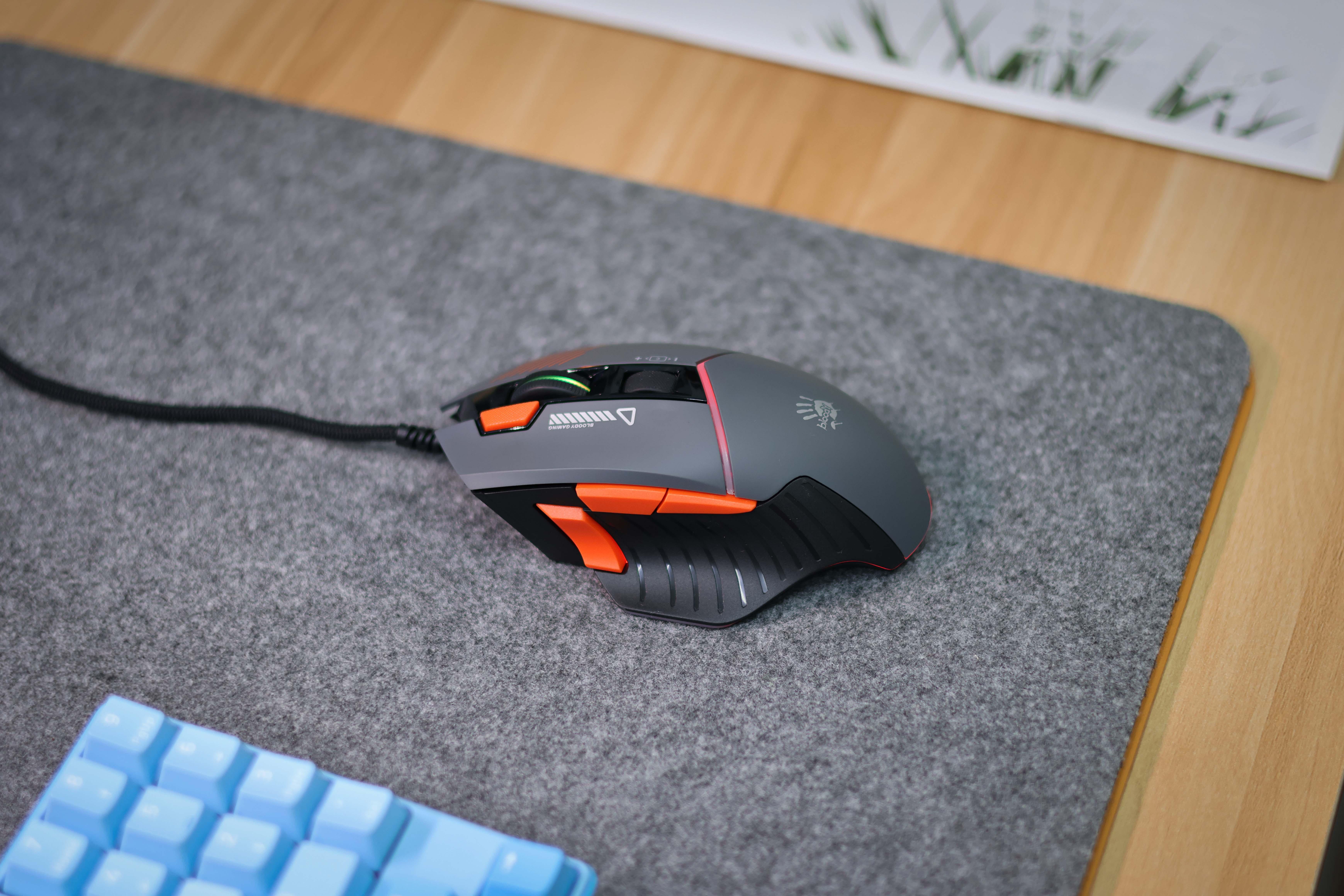 血手幽灵ES52 Pro上手体验，四大免驱调校，游戏玩家的福音