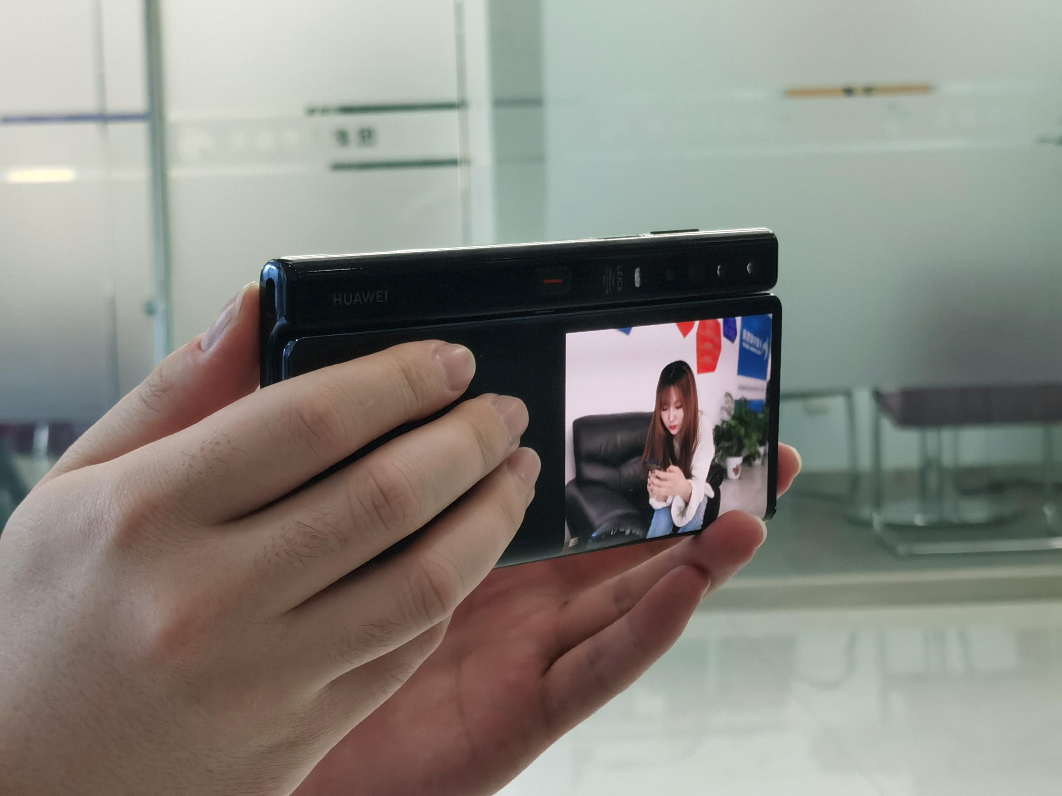 华为Mate X全面评测：折叠当下，展开未来 - 知乎