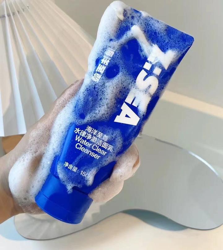 海洋至尊水律净澈洗面奶怎么样？男大油皮适合嘛？ 知乎