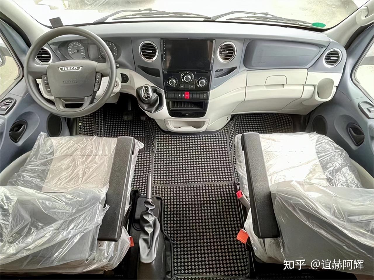 宇通C530双拓展房车高配只要四十多万?超具性价比的依维柯房车 - 知乎