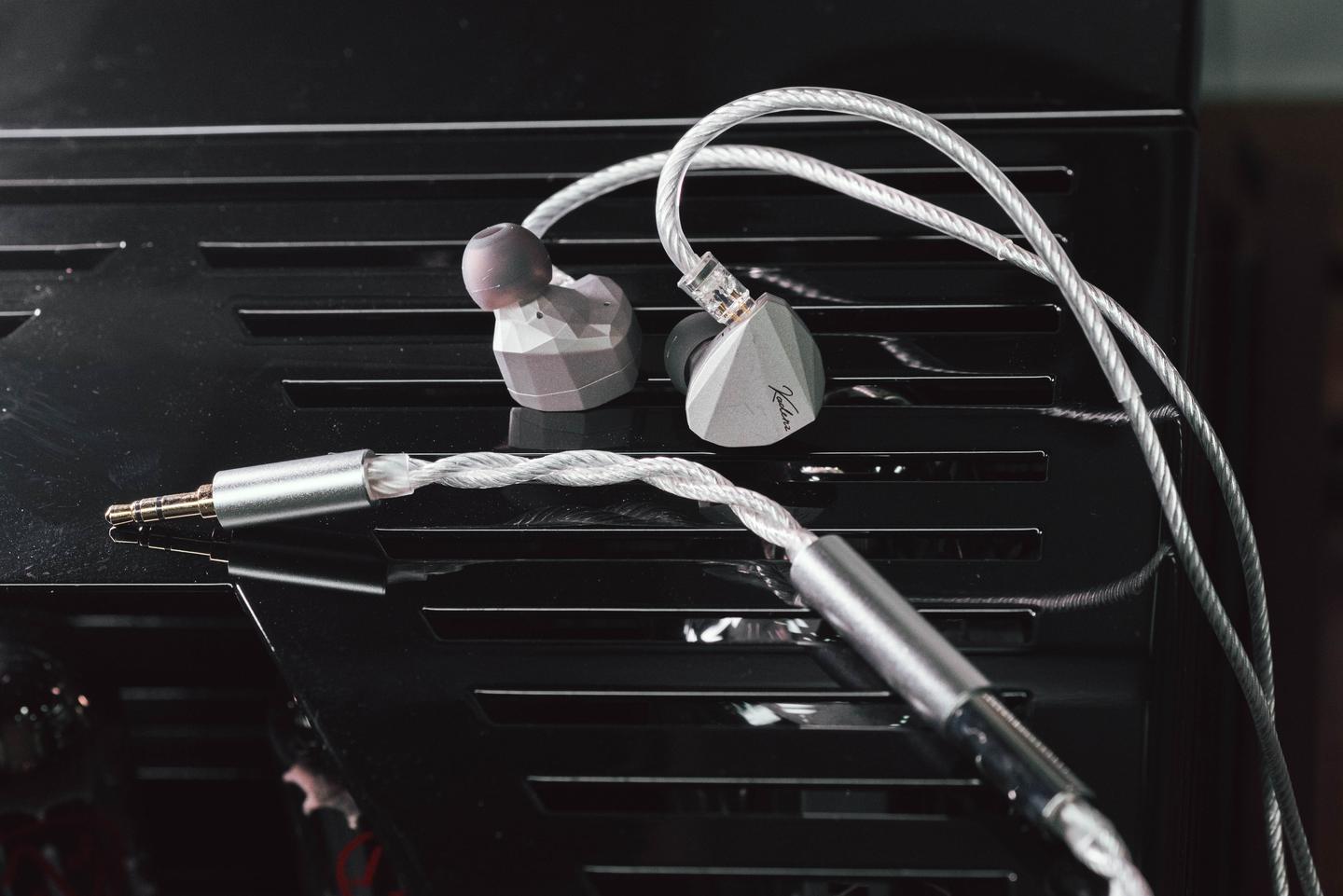 黎明终焉 —— 水月雨 Kadenz/终章【Kato2】HIFI有线耳机测评