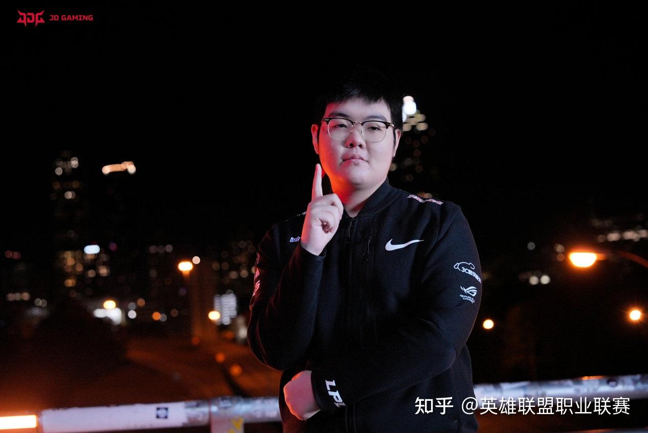 【LPL选手故事】JDG.369——英雄返场 - 知乎