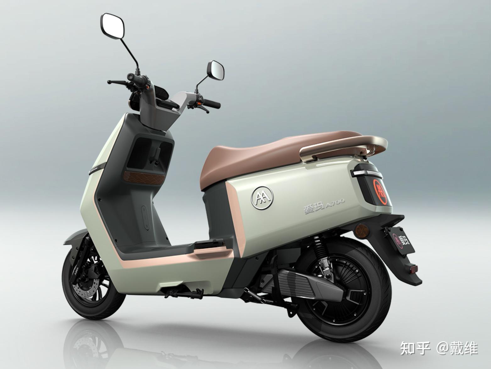 5000元的豪华电动车，雅迪E10和爱玛A700，谁才是真的王？ - 知乎