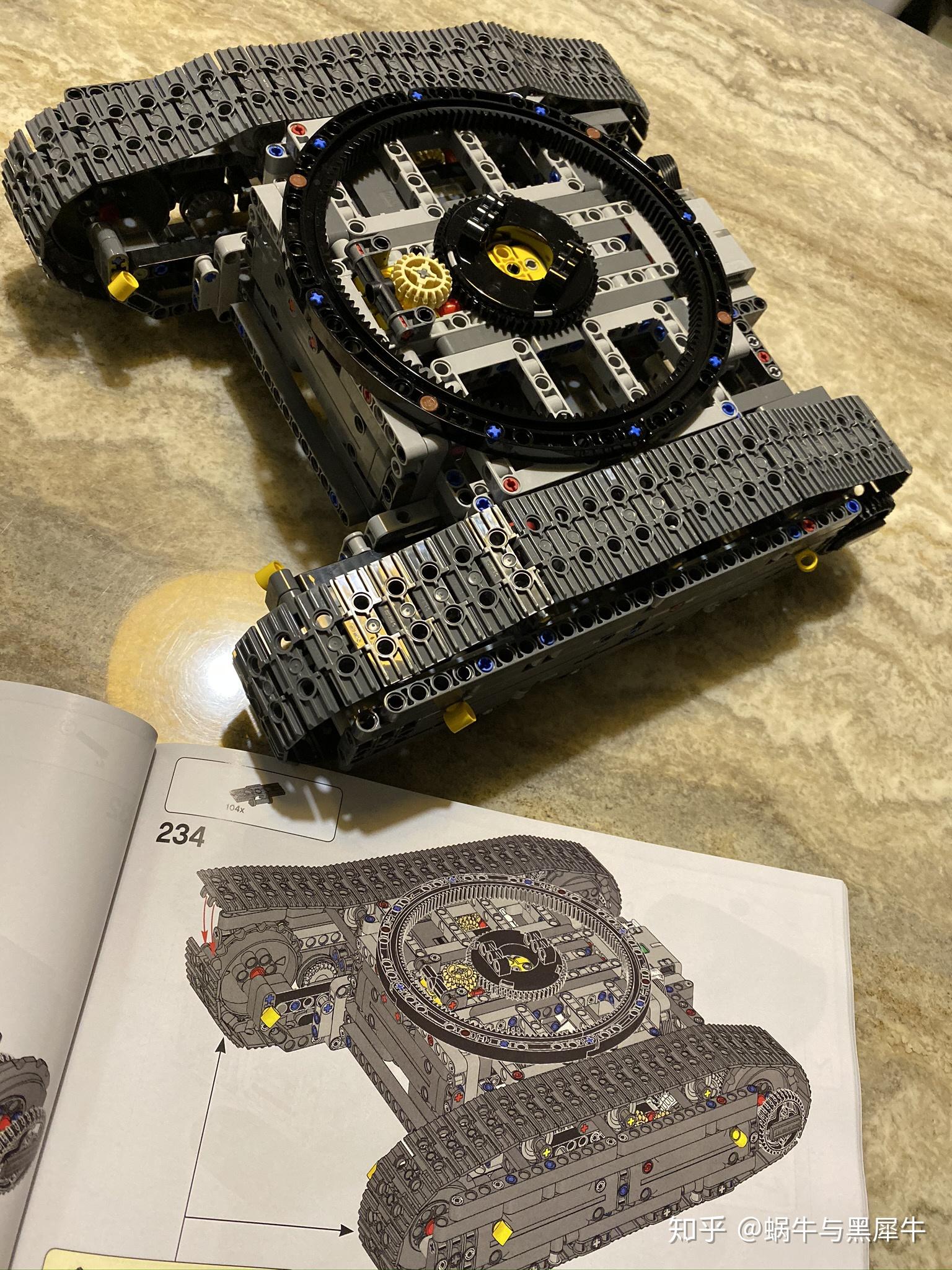 磨叽了几个月的lego（乐高）42100利勃海尔R9800评测 - 知乎