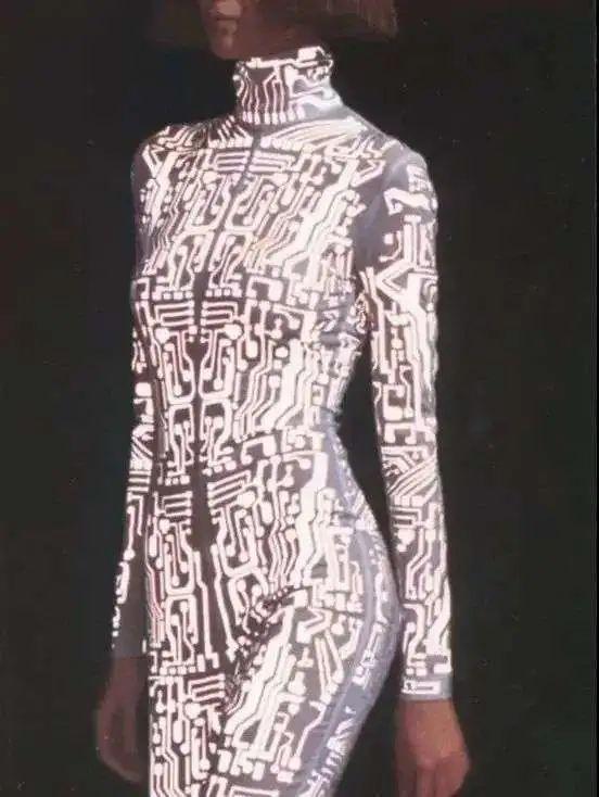 Y2K是啥？20年前的时髦，却在20年后爆火? - 知乎