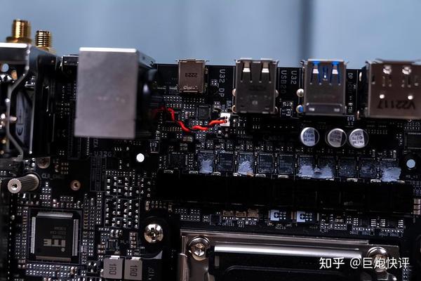 用料优秀接口丰富！技嘉B650I AORUS ULTRA主板拆解 - 知乎