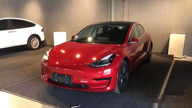 特斯拉Model3和小鹏P7对比，谁才是30万价位的“颜值担当” - 知乎