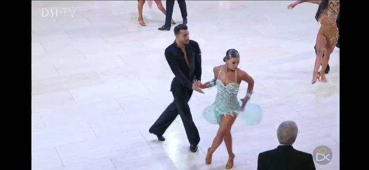 伦巴，2021黑池Blackpool Amateur Latin，Tal Livshitz & Llana Keselman，R3 Rumba - 知乎