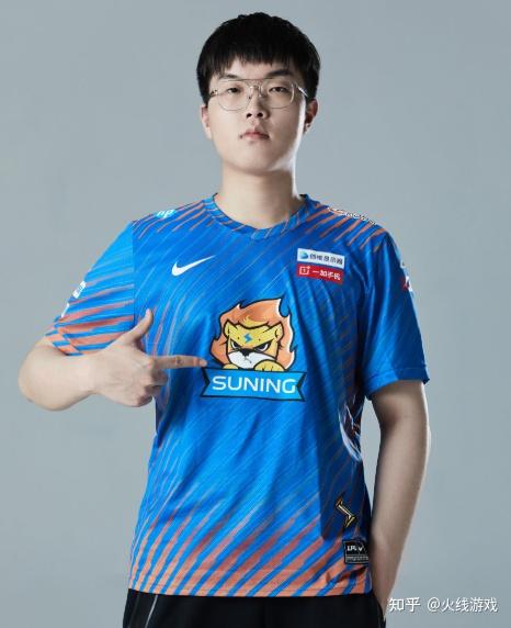 阿Bin引进失败！电竞大佬爆出猛料：BLG最终的上单选手是呼吸哥 - 知乎