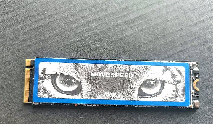 定了！光威国产SSD 4T版，将会采用白色PCB板+嘉合自封长存颗粒 - 知乎