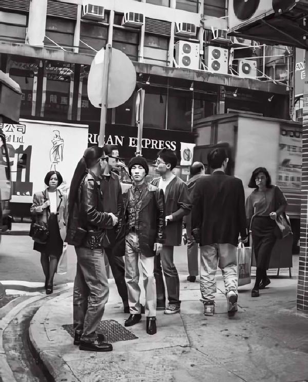 中国摇滚的青春期，结束在1994年的红磡 - 知乎