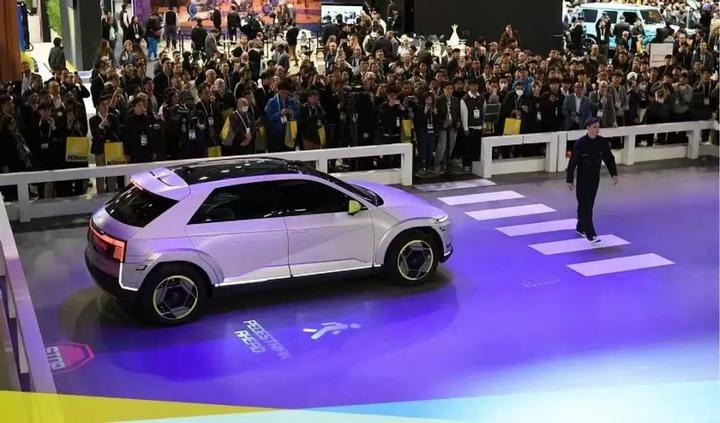 Ces 2025丨跟我们一起,在拉斯维加斯围观“科技春晚” 知乎