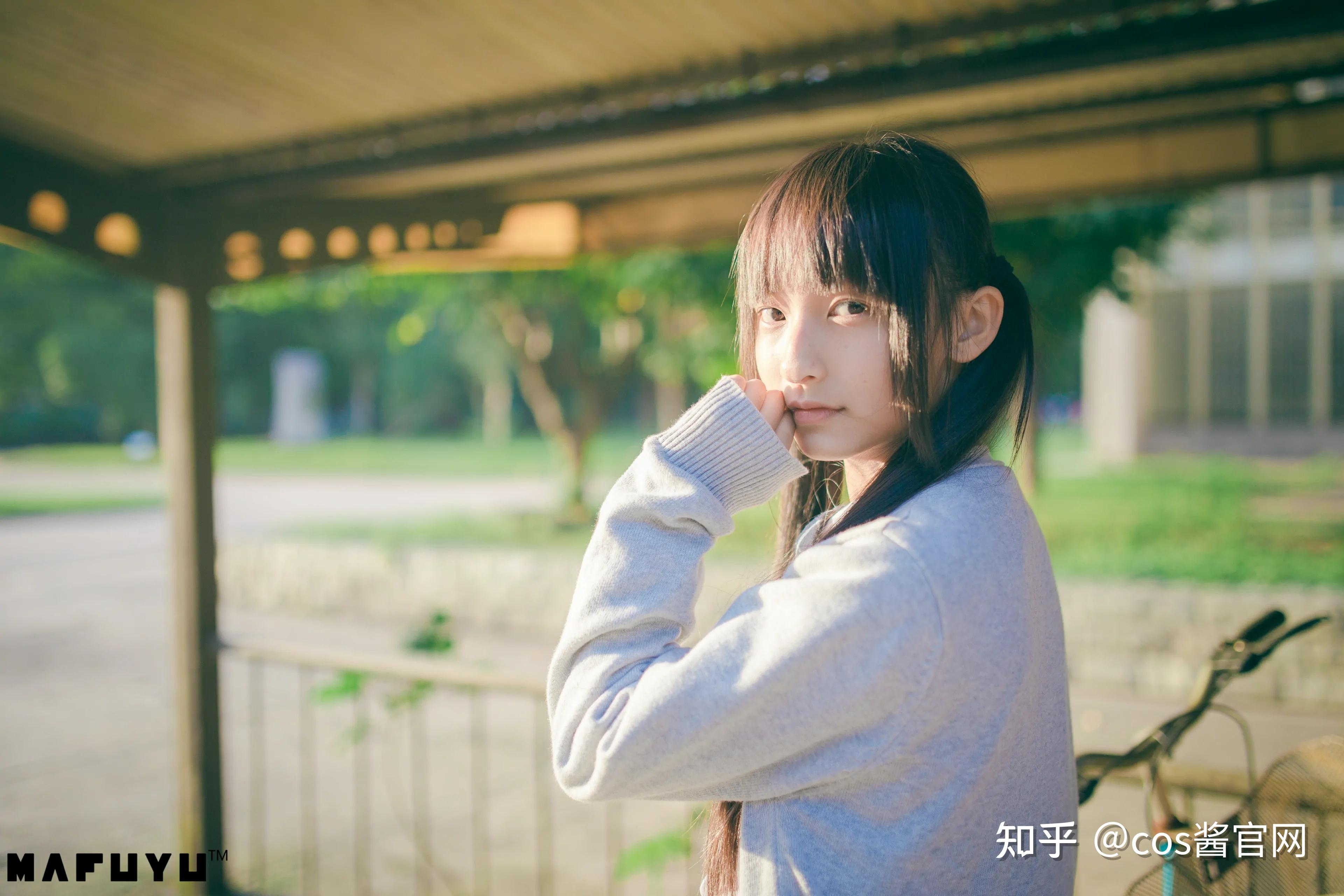 「神楽坂真冬」旧图 - JK系列1 - 知乎