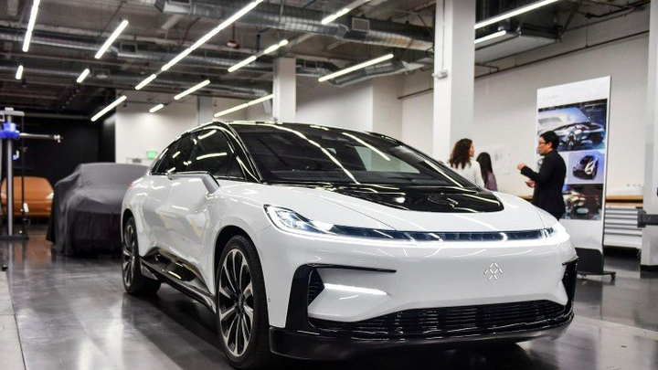 零百公里加速仅需2.39秒，还有700公里续航，带你看法拉第FF91 - 知乎