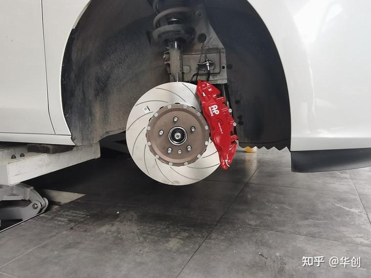 别克GL8陆尊刹车性能改装升级AP9560六活塞刹车套件 - 知乎