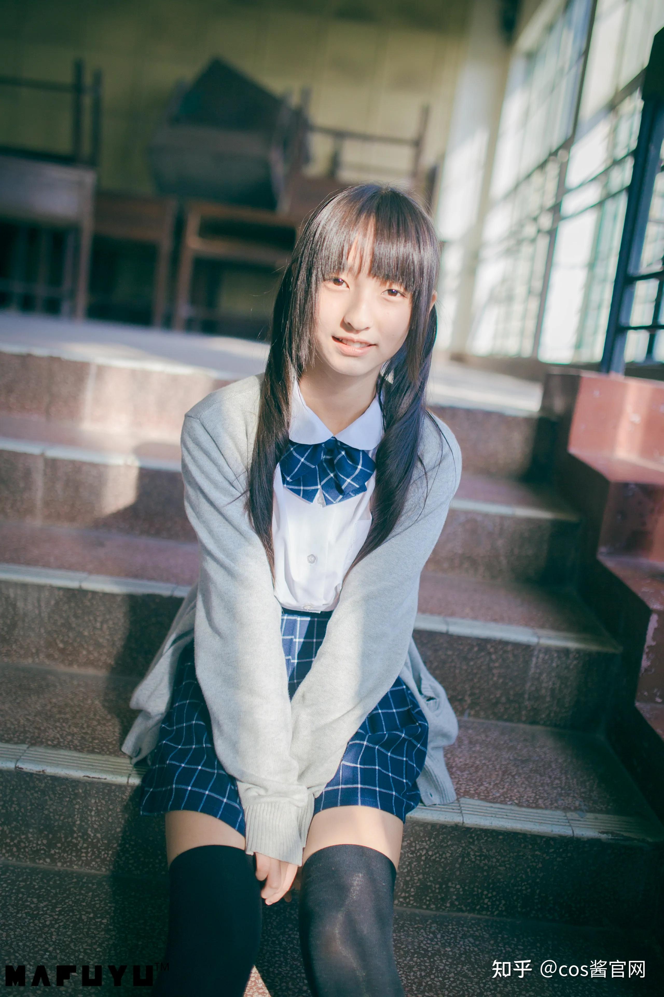 「神楽坂真冬」旧图 - JK系列1 - 知乎