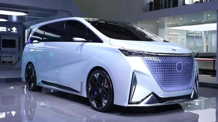 跟概念车差太远了！合创全新MPV车型专利图曝光，完全就是劣化版 - 知乎