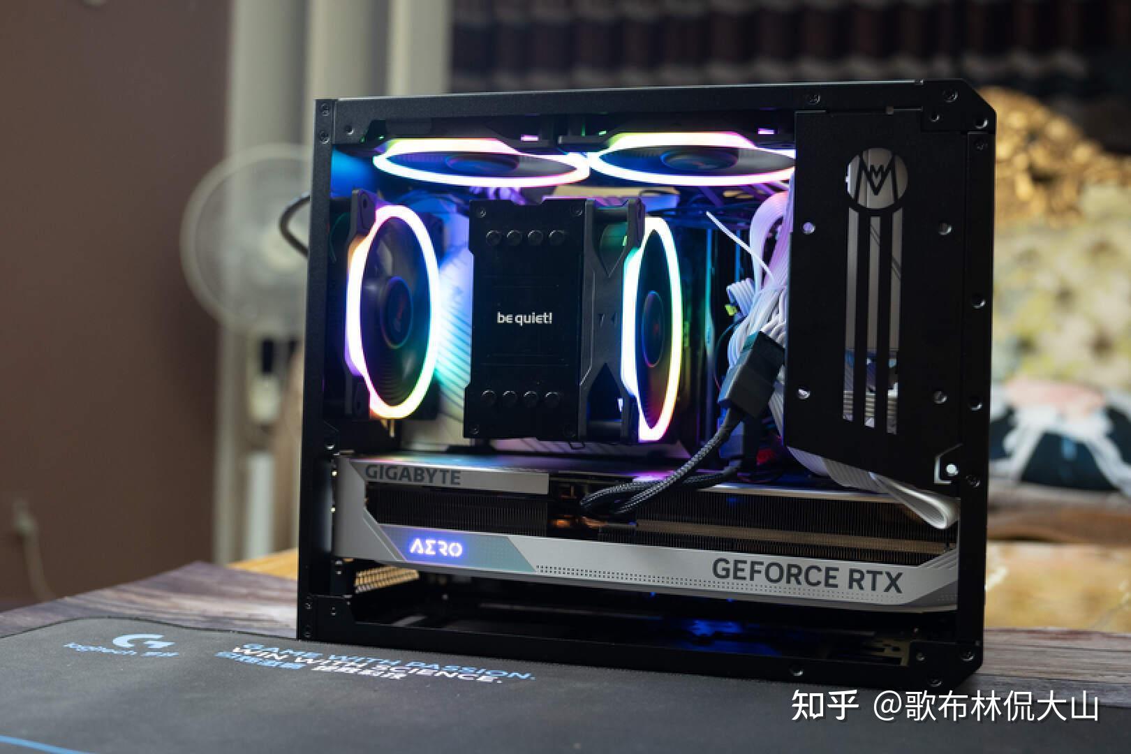 4070ti塞小机箱，颜值温控噪音我全都要：机械大师C28装机实测 - 知乎