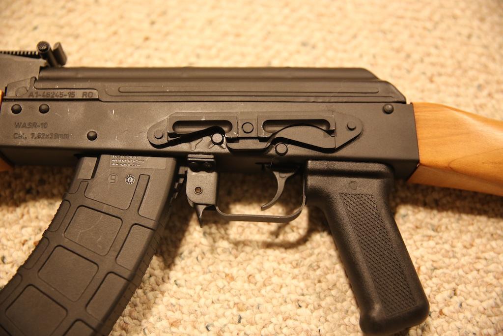 不忘初心，不改初型－罗马尼亚制造AK开箱测评！ - 知乎